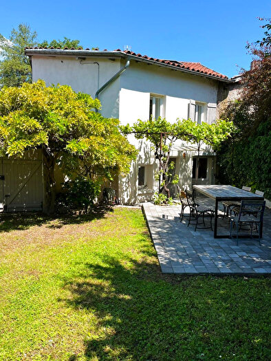 Maison à vendre - Charly - 6 pièces - 4 chambres