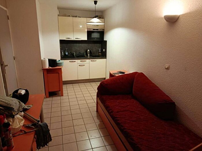 Appartement à louer - Allevard - 2 pièces - 1 chambre