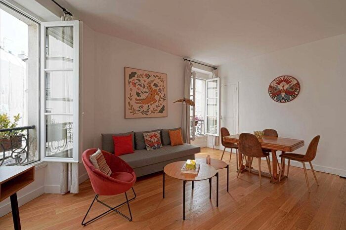 Appartement à louer - Montmartre, Paris ème arrondissement - 2 pièces - 1 chambre