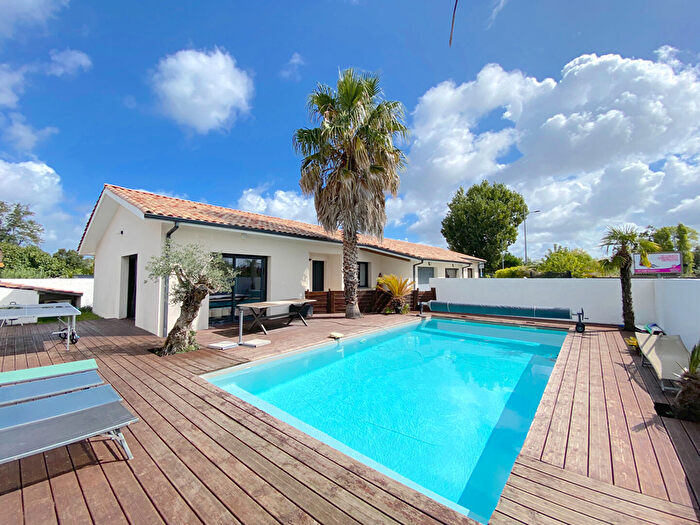 Maison à vendre - Gujan-Mestras, Mestras - 4 pièces - 3 chambres