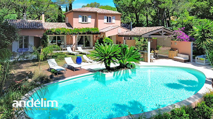 Saint-Raphaël, Veyssières : Maison 7 pièces à vendre
