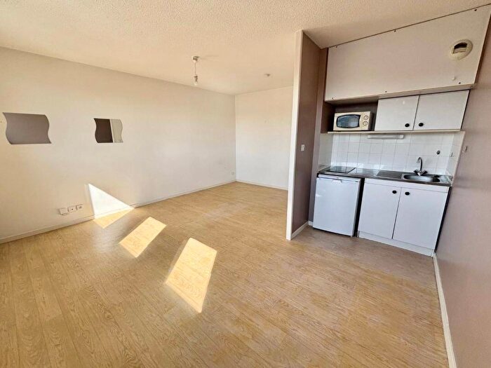 Appartement à louer - Le Mas bouyol, Limoges - 1 pièce