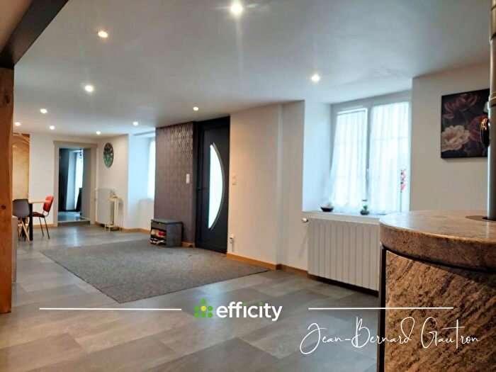 Maison à vendre - Pommerit-le-Vicomte - 6 pièces - 3 chambres