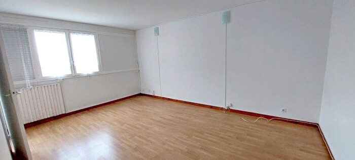 Appartement à louer - Champtier du Coq, Évry-Courcouronnes - 1 pièce