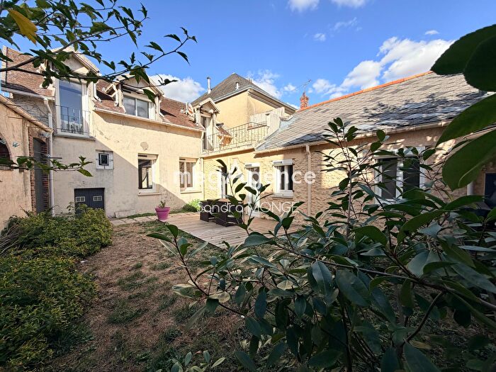 Maison 4 pièces à Auneau, à vendre