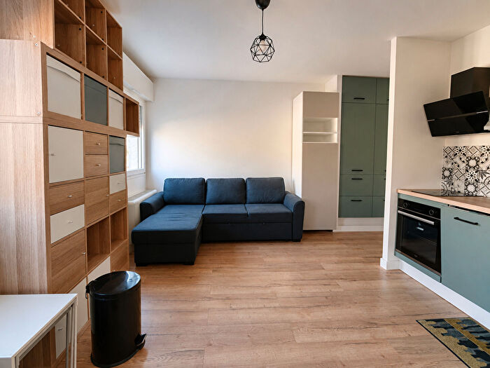 Arles, Centre-ville - Appartement 1 pièce à louer
