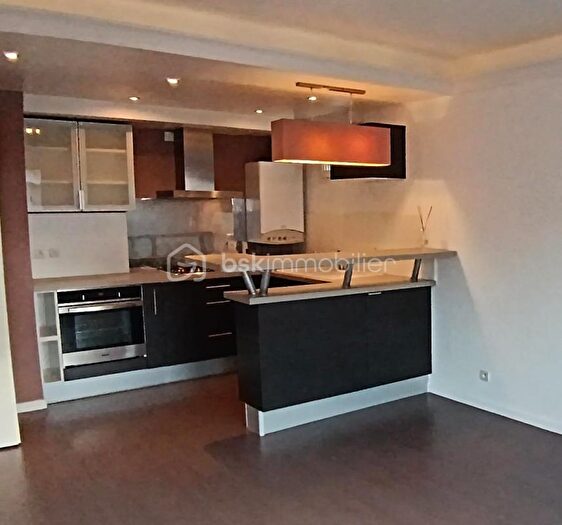 Appartement à vendre - Dammarie-les-Lys, LAbbaye du Lys, Centre-ville, Soubiron - 3 pièces - 2 chambres