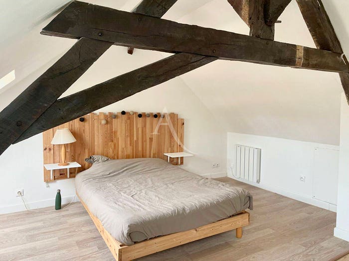 Maison 2 pièces à Saint-Quentin-les-Anges, à louer