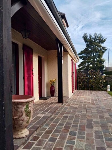 Maison à vendre - Saint-Arnoult-en-Yvelines - 5 pièces - 3 chambres