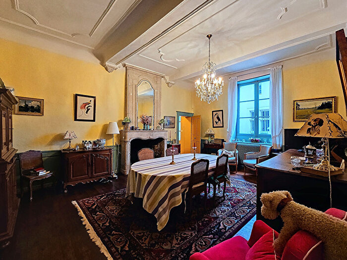 Maison à vendre - Velaines - 8 pièces - 4 chambres