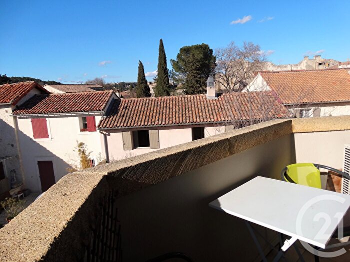 Appartement 2 pièces à Villeneuve-lès-Avignon, Centre-ville, Stade, à louer