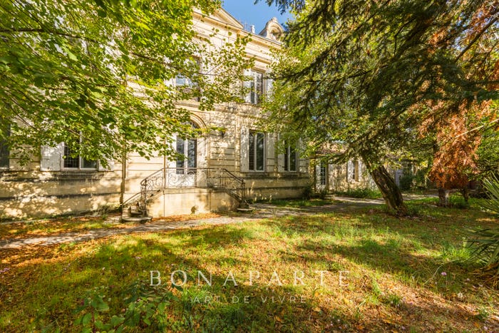 Le Bouscat, Centre-ville, Robert Schuman : Maison 11 pièces à vendre