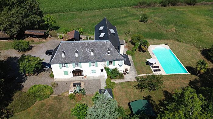 Lucq-de-Béarn - Maison 11 pièces à vendre