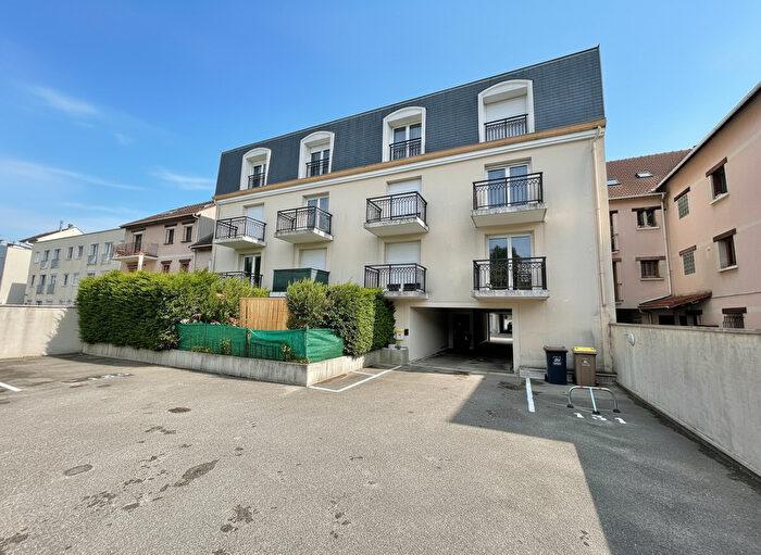 Pontault-Combault, Mairie, Rouxel : Appartement 1 pièce à vendre