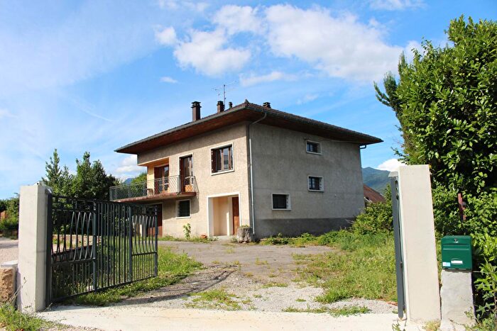 Challes-les-Eaux : Maison 5 pièces à vendre