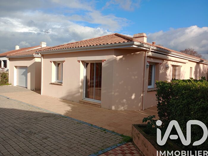 Maison à vendre - Saint-Viaud - 4 pièces - 2 chambres