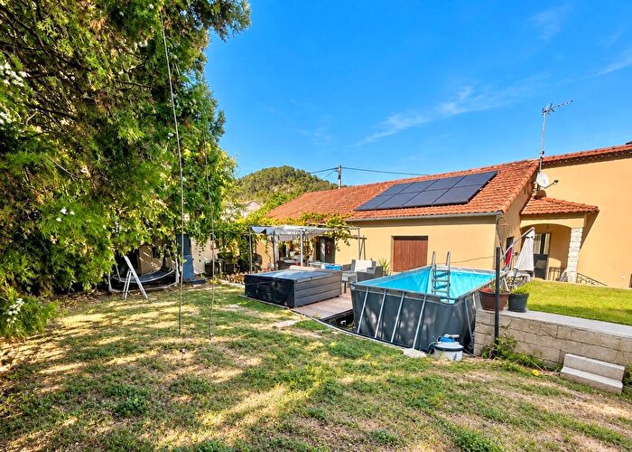 Maison 4 pièces à Alès, Rochebelle, La Royale, Cauvel, à vendre