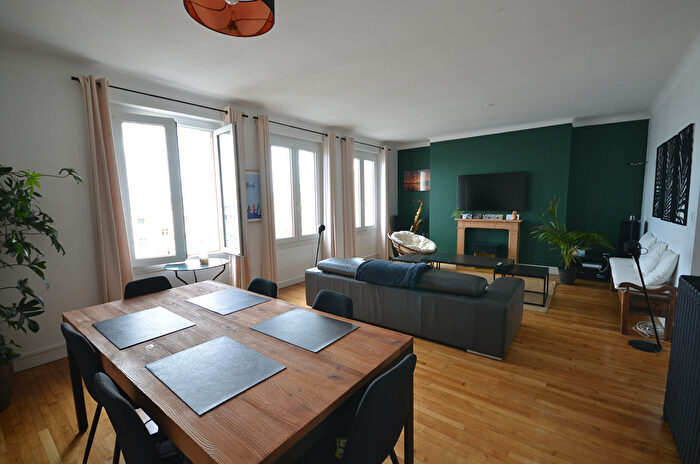 Appartement 4 pièces à louer à Brest, Centre-ville, Port
