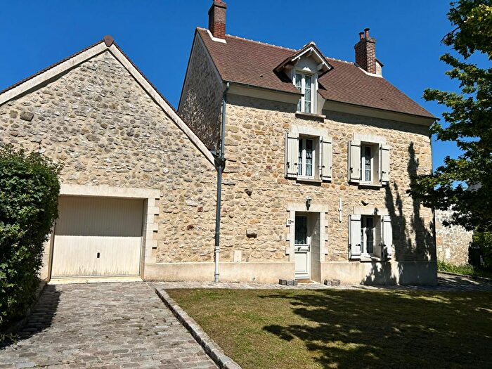 Maison 5 pièces à Le Perchay, à vendre