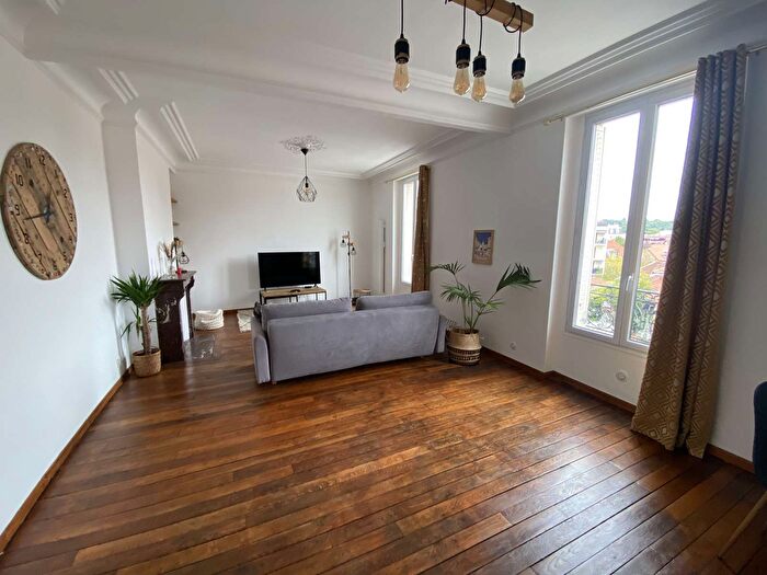 Appartement à vendre - Villemomble, Centre-ville, Orangerie - 4 pièces - 2 chambres