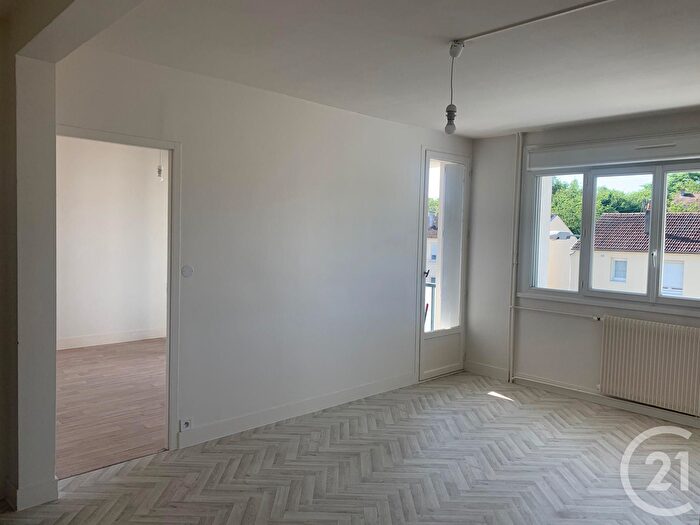 Appartement 3 pièces à vendre - Saint-Jean-de-la-Ruelle, Gambetta, Madeleine, Dix Arpents, Clos Neuf