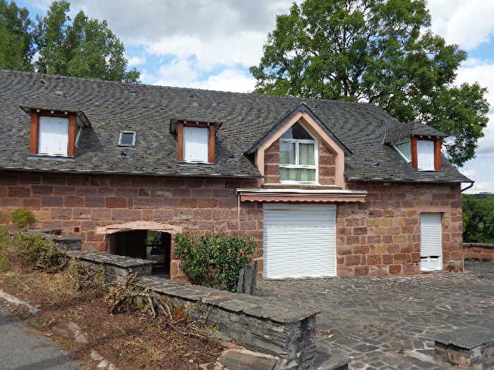 Appartement à louer - Ussac - 4 pièces - 3 chambres