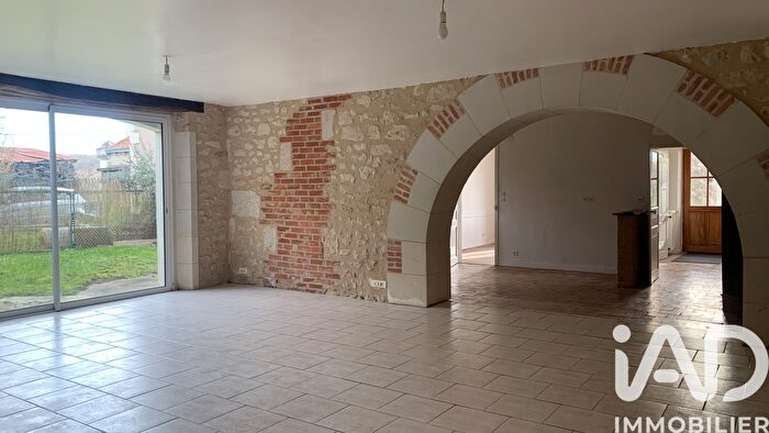 Maison à vendre - Sainte-Maure-de-Touraine - 9 pièces - 5 chambres