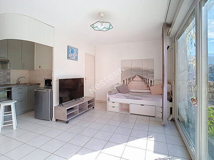 Grenoble, Village Olympique - Appartement 1 pièce à vendre