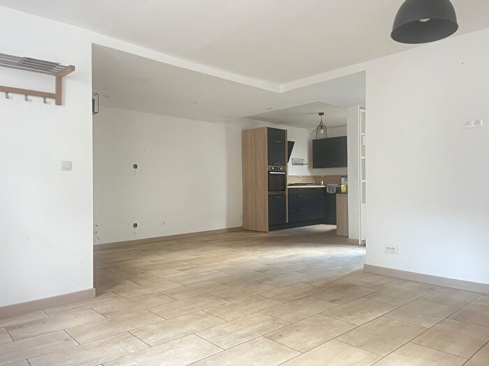 Maison 4 pièces à louer - Mont-l'Évêque