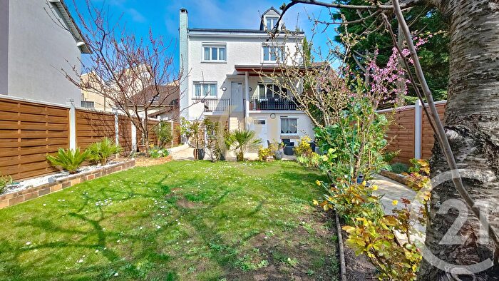 Maison à vendre - Sartrouville, Les Richebourgs - 8 pièces - 9 chambres