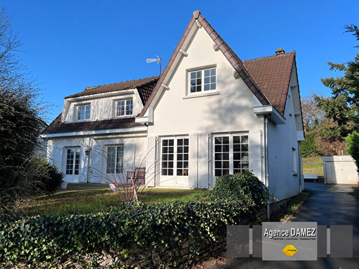 Maison à vendre - Roinville - 8 pièces - 6 chambres