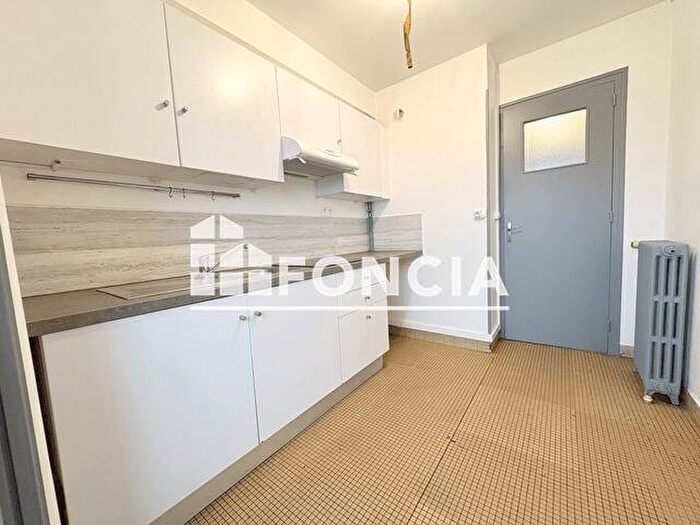 Appartement à louer - Aurence-Corgnac-Cité Universitaire, Limoges - 3 pièces - 2 chambres