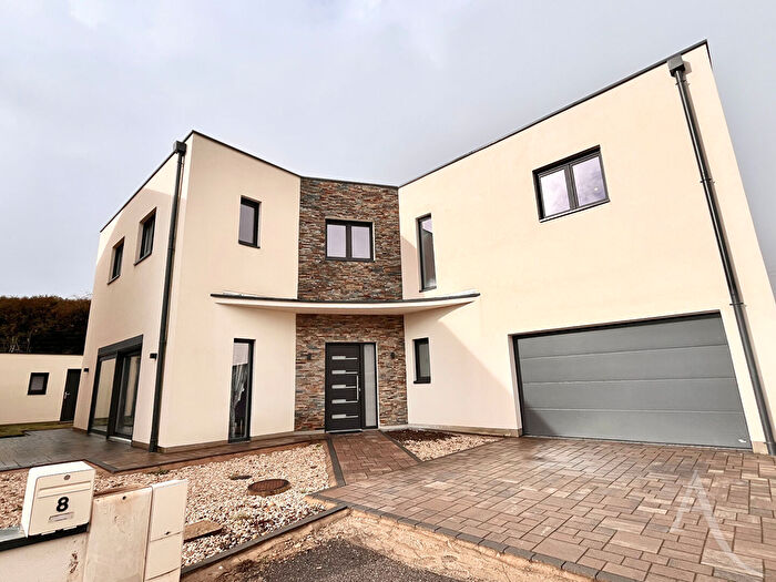 Maison à vendre - Neufchef - 6 pièces - 4 chambres