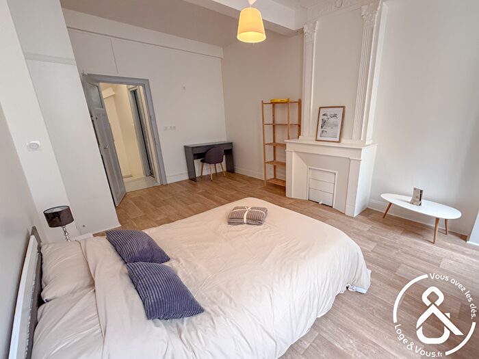 Appartement 5 pièces à Castres, Centre-ville, à louer