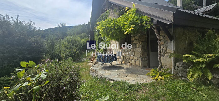 Maison à vendre - Saint-Pancrasse - 6 pièces - 5 chambres