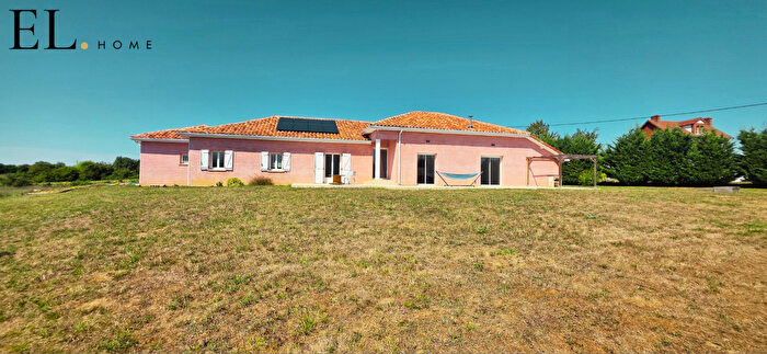 Maison 7 pièces à Vic-en-Bigorre, à vendre