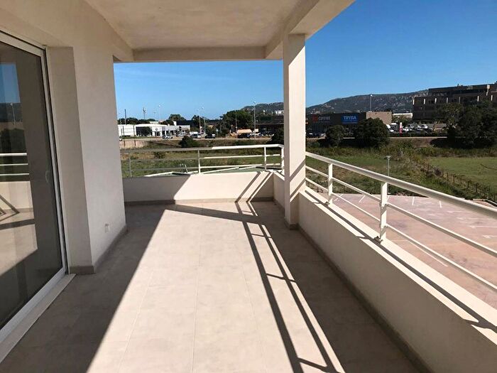 Zone Périphérique, Porto-Vecchio - Appartement 2 pièces à louer