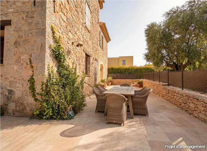 Maison 13 pièces à vendre à Grasse, Saint-Claude