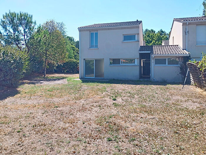Maison 4 pièces à vendre - Saint-Médard-en-Jalles, Corbiac, Gajac, Magudas
