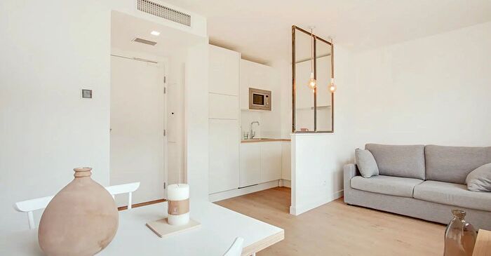 Appartement à vendre - Marseille e , Castellane - 2 pièces - 1 chambre