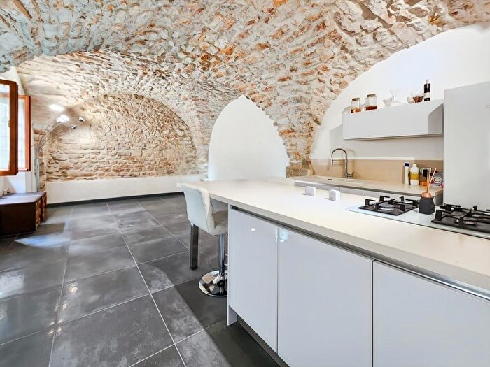 Maison à vendre - Saint-Geniès-de-Malgoirès - 3 pièces - 2 chambres