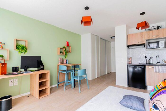 Appartement 1 pièce à Centre Ville, La Rochelle, à louer
