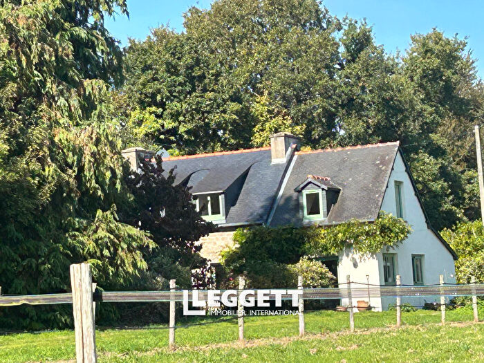 Maison à vendre - Maël-Pestivien - 9 pièces - 4 chambres