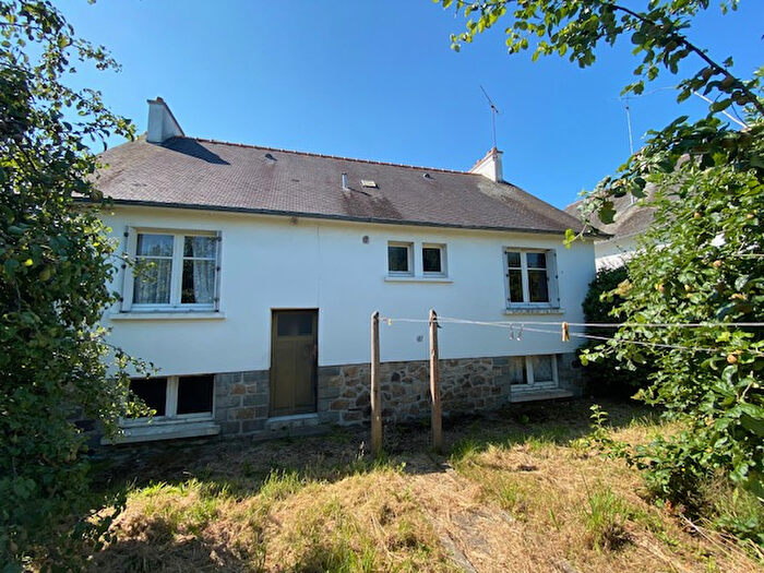 Maison à vendre - Guingamp - 5 pièces - 3 chambres