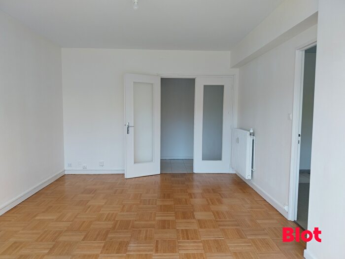 Quartiers Ouest, Bourg l'Evesque : Appartement 1 pièce à vendre