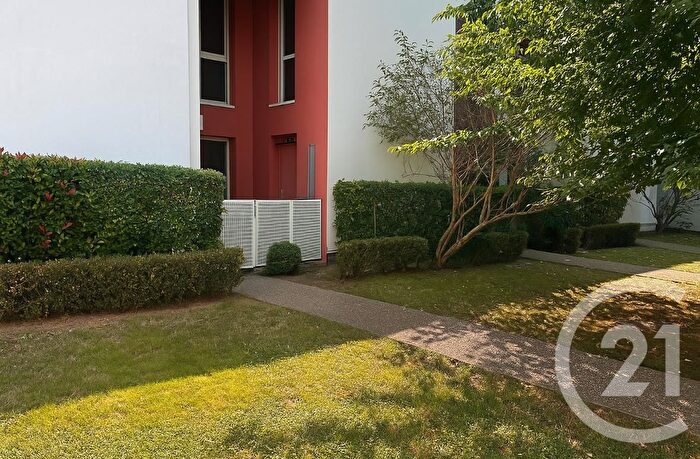 Appartement à vendre - Stains, Les Trois Rivières - 3 pièces - 2 chambres