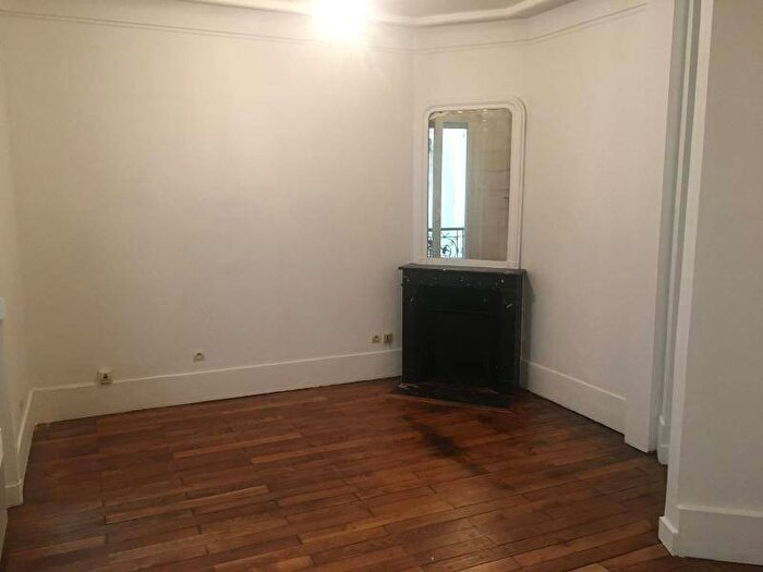 Appartement 1 pièce à Belleville-Saint Maur, Paris 11ème arrondissement, à louer
