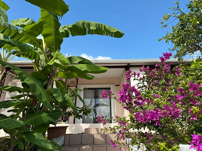 Maison à vendre - Rivière-Salée - 3 pièces - 2 chambres