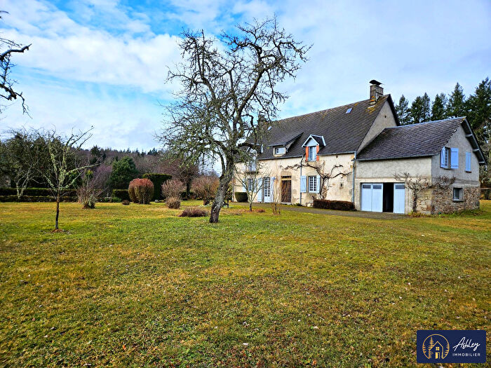 Maison à vendre - Liginiac - 7 pièces - 5 chambres