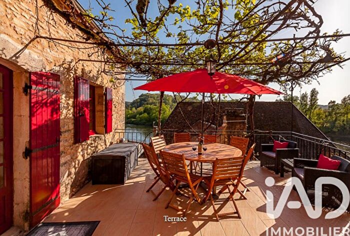 Maison à vendre - La Roque-Gageac - 5 pièces - 4 chambres